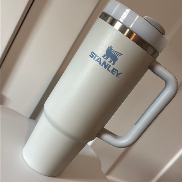 Stanley | Dining | Stanley White Travel Mug | Poshmark